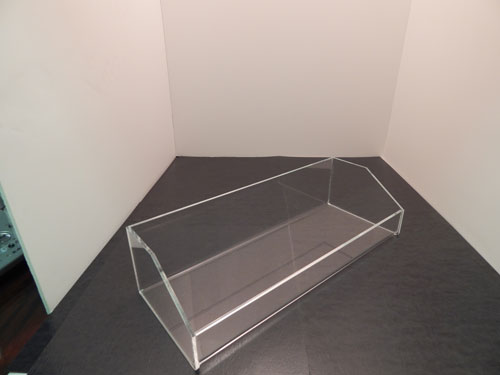 Deluxe Countertop Acrylic Tray w/ Slant Sides, Acrylic Trays: Achieve ...